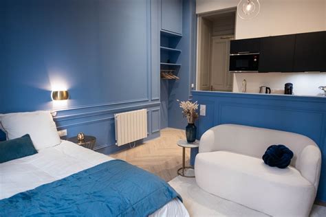 Mettre de la couleur dans son salon Décorateur des Alpes