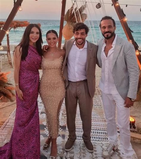 الكاتبة إنجي علاء تحتفل بخطبة شقيقتها بحضور زوجها يوسف الشريف