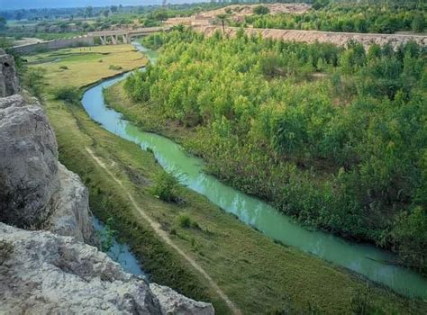 دے بنوں گل کیرینہ چوکینہ جماعتینہ خجرے گپینہ شاپینہ سیباتینہ ٹانگے میلے