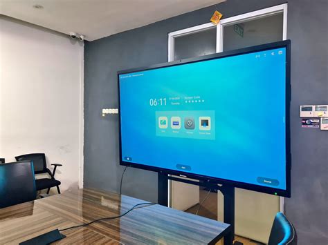 Estimasi Harga Papan Tulis Elektronik Interaktif Terbaru