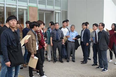 2015년 사토교수님의 도시재생사례 설명과 현장답사 학과행사사진 광주대학교 부동산학과