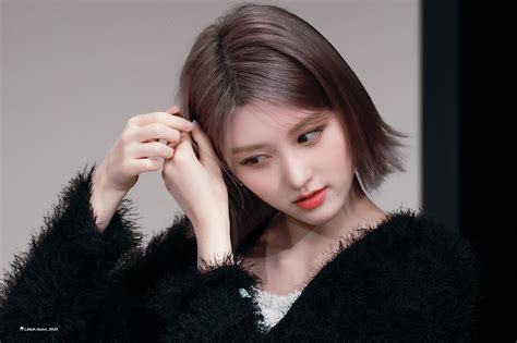 Late Autumn On Twitter Ive Gaeul