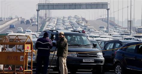 Farmers Protest Heavy Traffic Jam On Delhi Noida Border