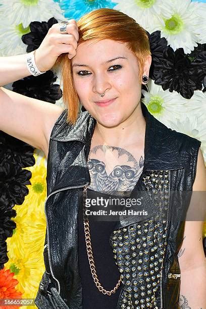 7 Hot Sexy Maya Jane Coles Bikini Pics