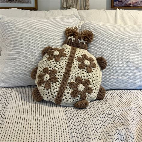 Crochet Ladybug Throw Pillow Pattern Etsy