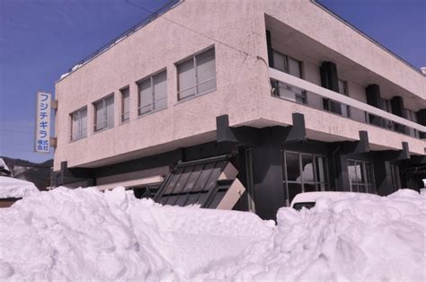 シケンジョテキ 大雪の山梨、富士吉田産地から