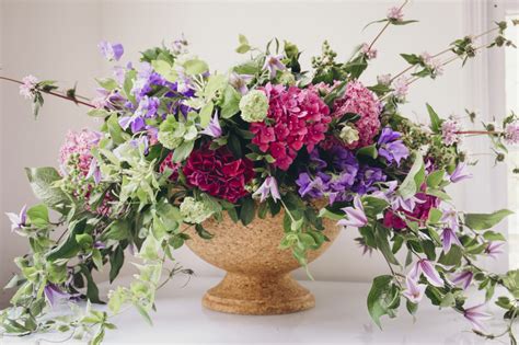 Vases For Simple Centerpieces Floral Arrangement Garden Gun