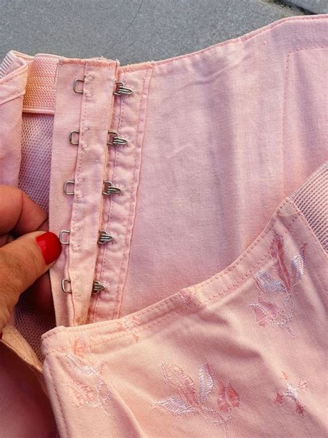 1940s 50s Peach Girdle Garter Corset Slimming Smoothi Gem