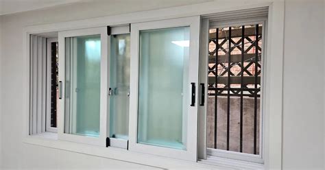 구축 인테리어 공사 중에서 샷시는 가장 비용이 많이 드는 부분이라 고민이 많았어요 여러 업체에 견적을 받아봤는데 브랜드도