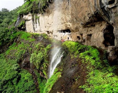 Ganpati Gadad Caves Trek Banbanjara