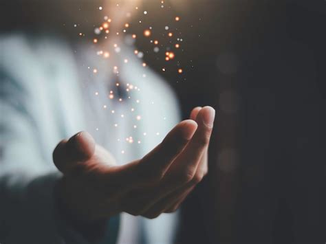 Christian Tomados De La Mano Para Pedir La Bendición De Dios Fe En La