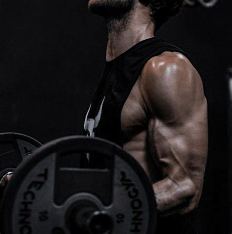 5 эффективных упражнений на бицепс 2023 ВКонтакте