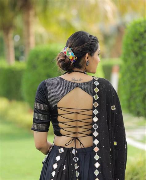 41 Sexy Backless Blouse Designs To Jazz Up Your Indian Outfit Artofit