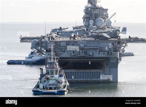 Us Navy A Wasp Class Amphibious Assault Ship Uss Kearsarge Lhd 3 In