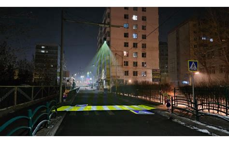 Duuren Life Нийслэлийн 14 сургуулийн ойролцоох замын гарцад лед гэрэл суурилуулав