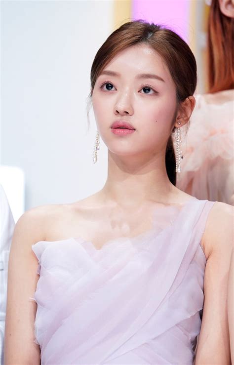 Pin On Yoo Shi Ah OH MY GIRL