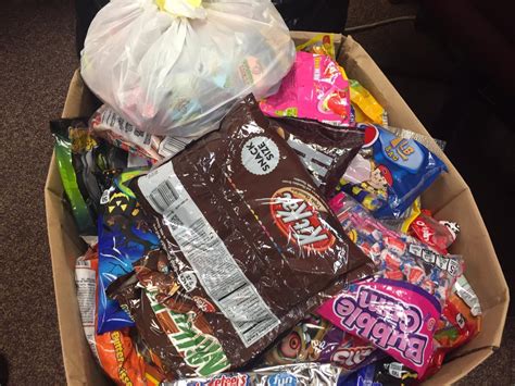 Halloween In The Halls Candy Shortage Livewire