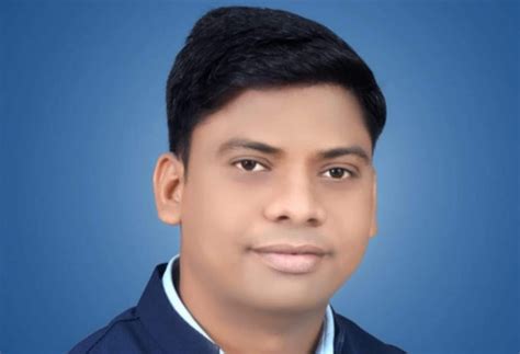 शेतकऱ्यांना पीक विमा कंपनी कडून नुकसान भरपाई द्या
