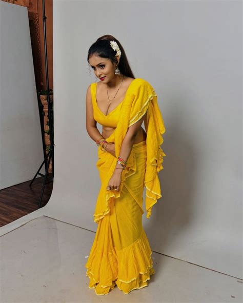 Pin By Tdbalmur Par On Priyanka 10 Most Beautiful Women Beautiful