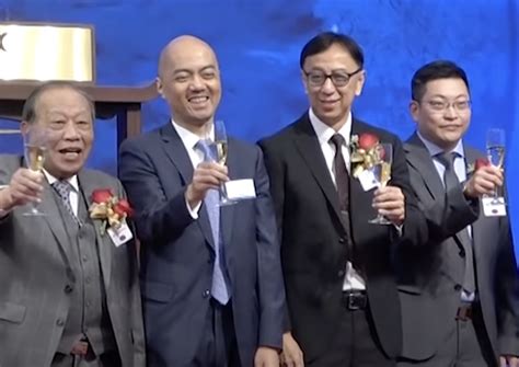 小巴大王馬亞木逝世 終年 96 歲 擁 650 個小巴牌 斥資過百億購中環中心業權最矚目｜yahoo