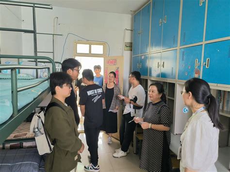 文化创意学院学生党支部开展“崇尚实干走在前 推动发展勇争先”主题党日活动 文化创意学院