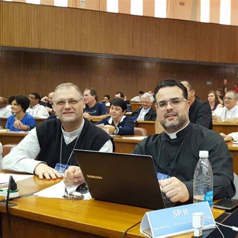 Dom José Negri e padres diocesanos participam da 38ª Assembleia das