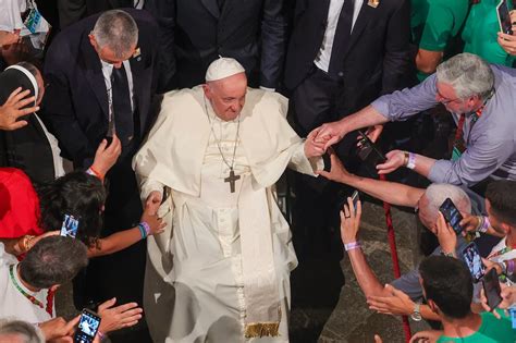 Pope Francis Blasts Clergy Sex Abuse ‘scandal In Portugal And Meets