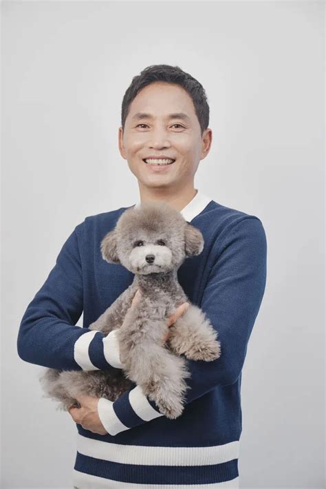 훈련사 이찬종 상습적 성추행 혐의로 불구속 송치 TEN이슈 텐아시아