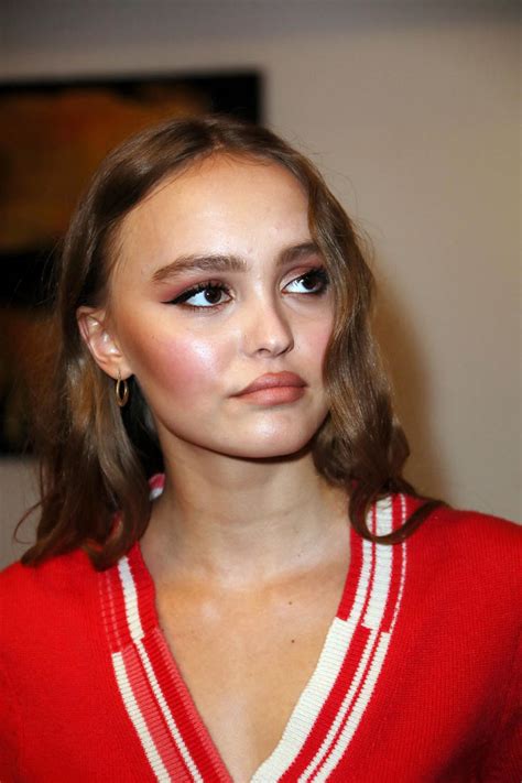 Timothee Chalamet And Lily Rose Depp Make Out In New York For More Than
