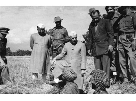 नेहरू भारतीय लष्कर आणि पसरवलेल्या अफवा