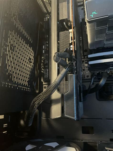 My Pcie Cables Are Stuck Any Ideea Of How To Get Them Out Rpcmasterrace