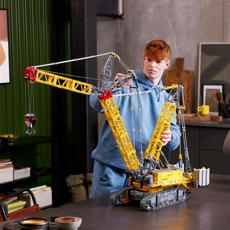 Lego Technic 42146 Liebherr Crawler Crane Lr 13000 Official Visuals Are Available Hoth Bricks