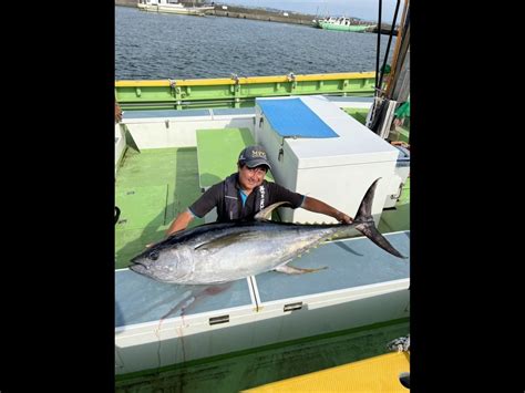 【釣果速報】神奈川県ちがさき丸にて528kgの巨大キハダを確保。船長も大歓喜！次に記録更新するのはあなたかもしれません！｜釣りまとめアンテナ