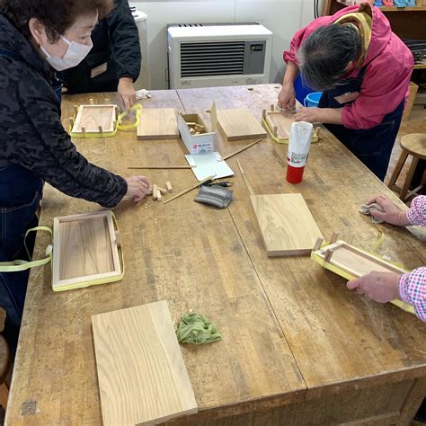 能代市木の学校 1月木工教室が行われました。朝からかなり冷え込み天気が悪い中沢山の方が受講してくださいました。あり