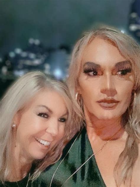 Afl Legend Dani Laidley Responds To Engagement Rumours The Advertiser