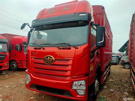 一汽解放 解放j6l 中卡 4x2 68米 载货车 57l 263马力 国六 手动挡 整车64吨 载重11405吨 货车 贵阳58同城