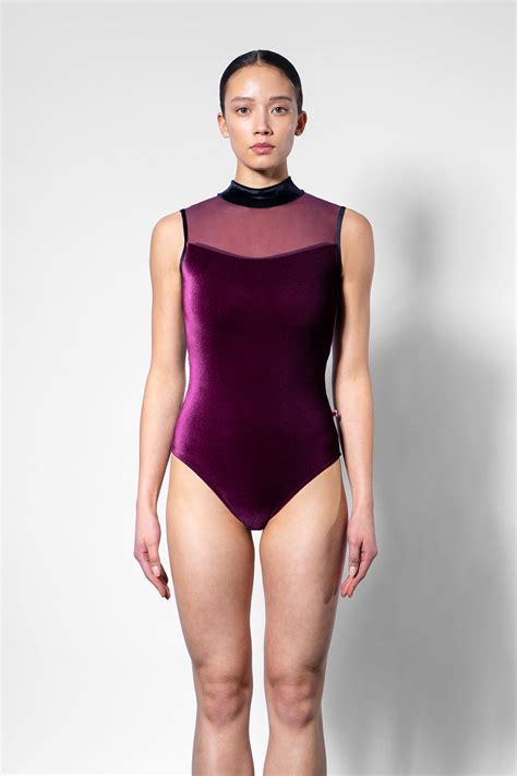 Contrast Collection Yumiko