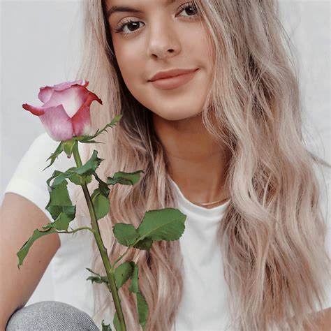 Bpm And Key For Songs By Liz Driggers Tempo For Liz Driggers Songs Songbpm