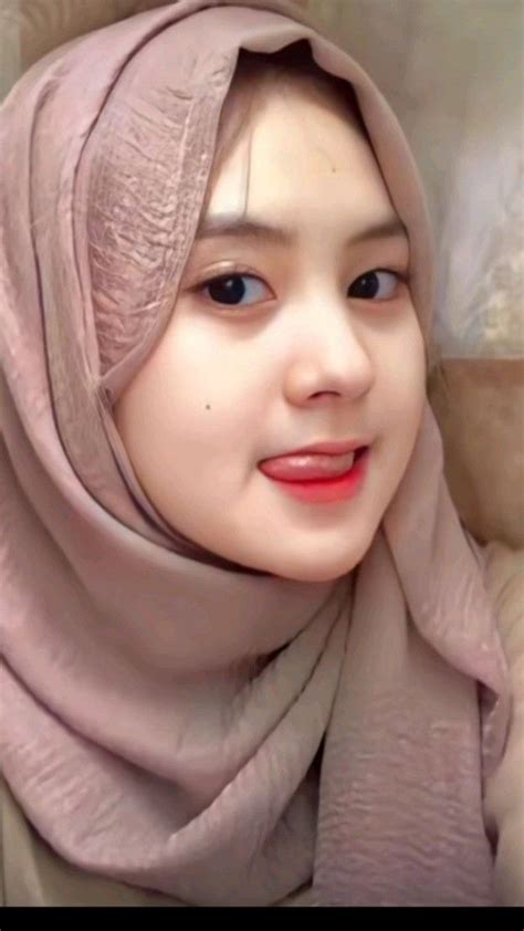Pinterest Di 2024 Gaya Hijab Gadis Bersepeda Gadis Gadis Cantik