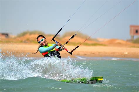 MOST SEXY KITE PICTURE Page Kiteforum Com