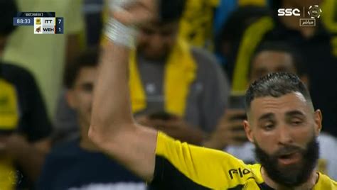 هدف كريم بنزيما الثالث في مرمي الوحدة بالدوري السعودي بطولات