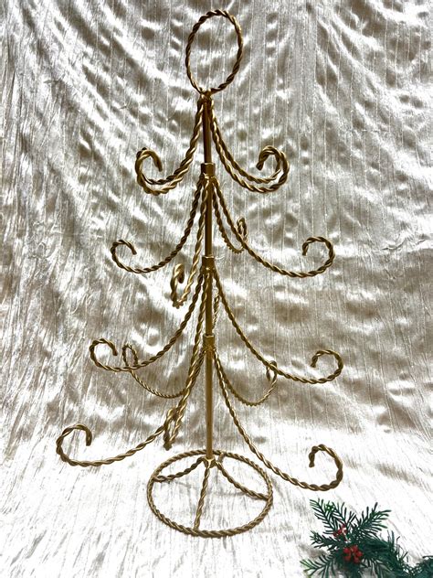 Display Tree ~ 16 Arm Twistie Metaltree L 20” ~ Gold Artifactually