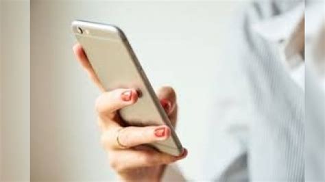 India Smartphone Market Suffers Highest Ever Q1 Decline At 19