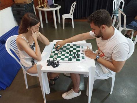 Torneio de xadrez acontece neste sábado em Três Rios premiação de