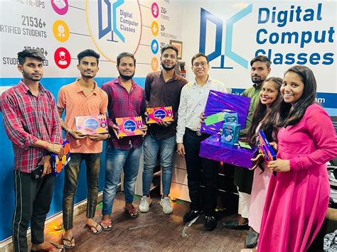 Photo Gallery Digital Computer Classes
