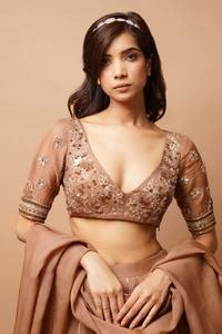 Buy Gold Heavy Organza Hand Embroidered Zari V Neck Blouse Lehenga Set For Women By Ahi Clothing