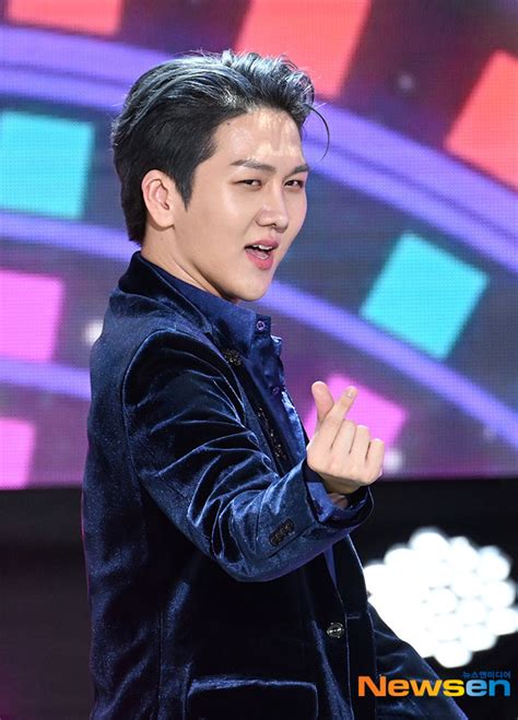 김수찬 치명적인 하트 포토엔hd 손에 잡히는 뉴스 눈에 보이는 뉴스 뉴스엔