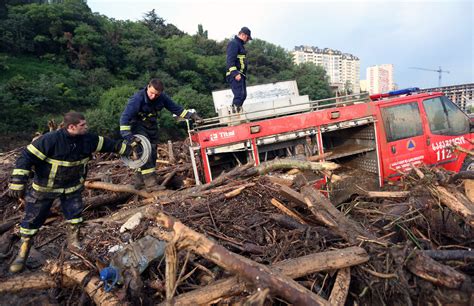 მერიის ცნობით სტიქიით დაზარალებული 165 ადამიანი სასტუმროებში დააბინავეს Netgazeti • სტიქია