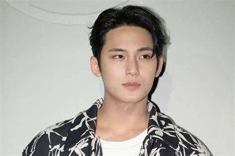 Seventeens Mingyu Surprises With New Steamy Shirtless Scene In Music Video