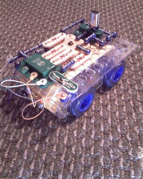 Extreme Snap Circuits Programmable Robot Snap Circuits Programmable Robot Electronic Kits